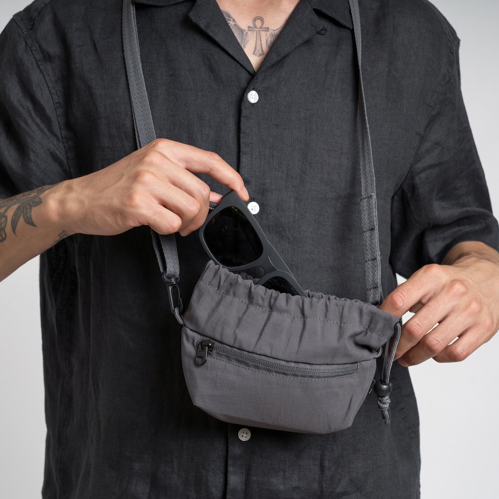 TPS (Tray-Pouch-Sling) – Piorama